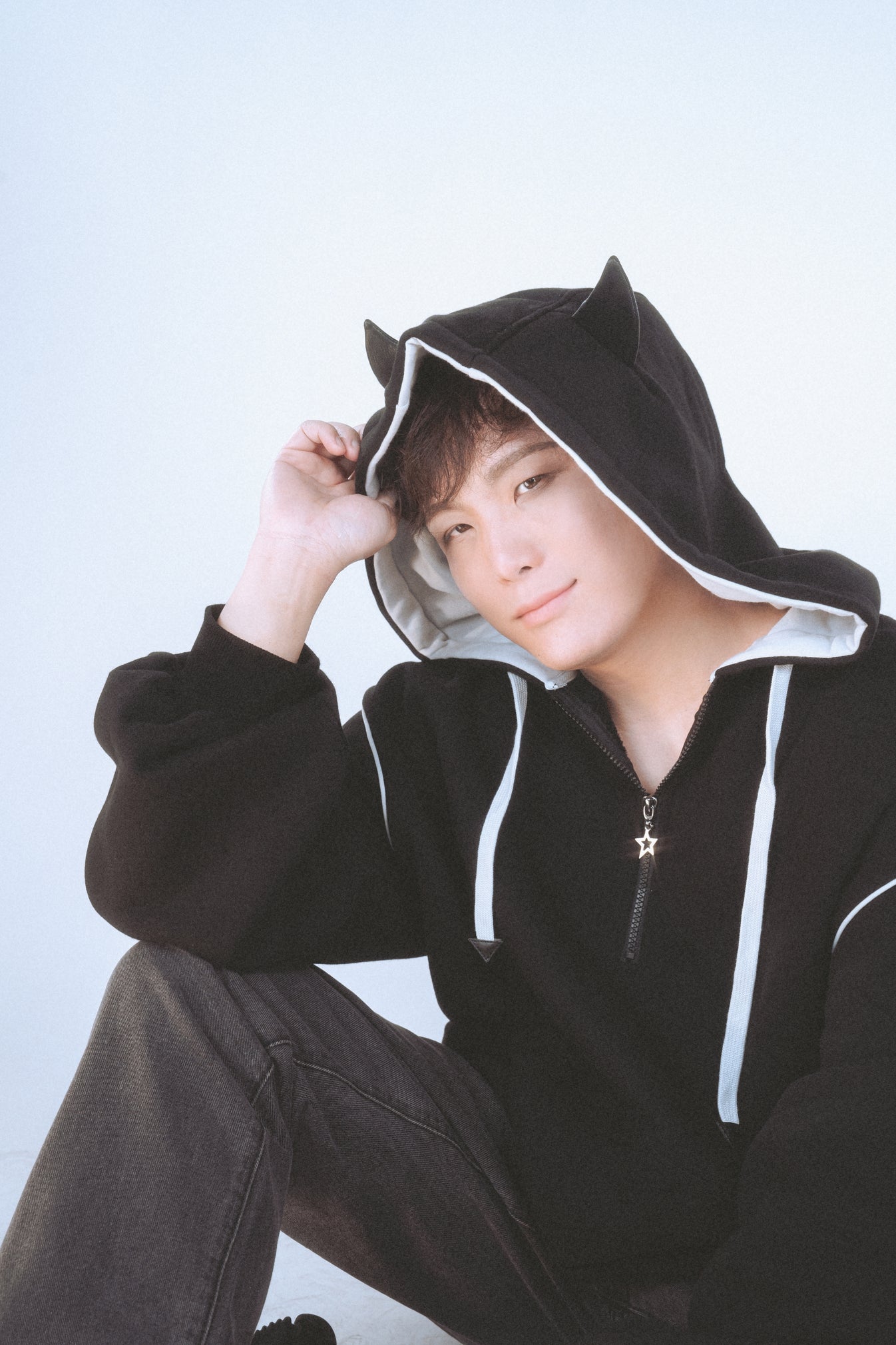 [PREORDER] POKI DEVIL QUARTER ZIP HOODIE – Pokimane x Ebiko